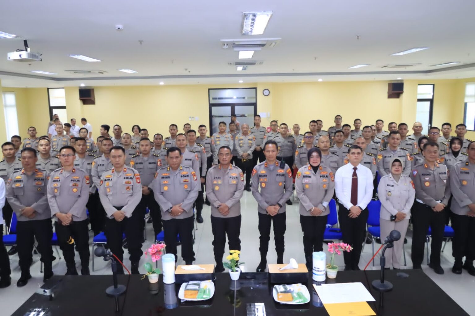 Polres Metro Bekasi Kota Gelar Kegiatan Penerimaan Siswa SIP Angkatan ...