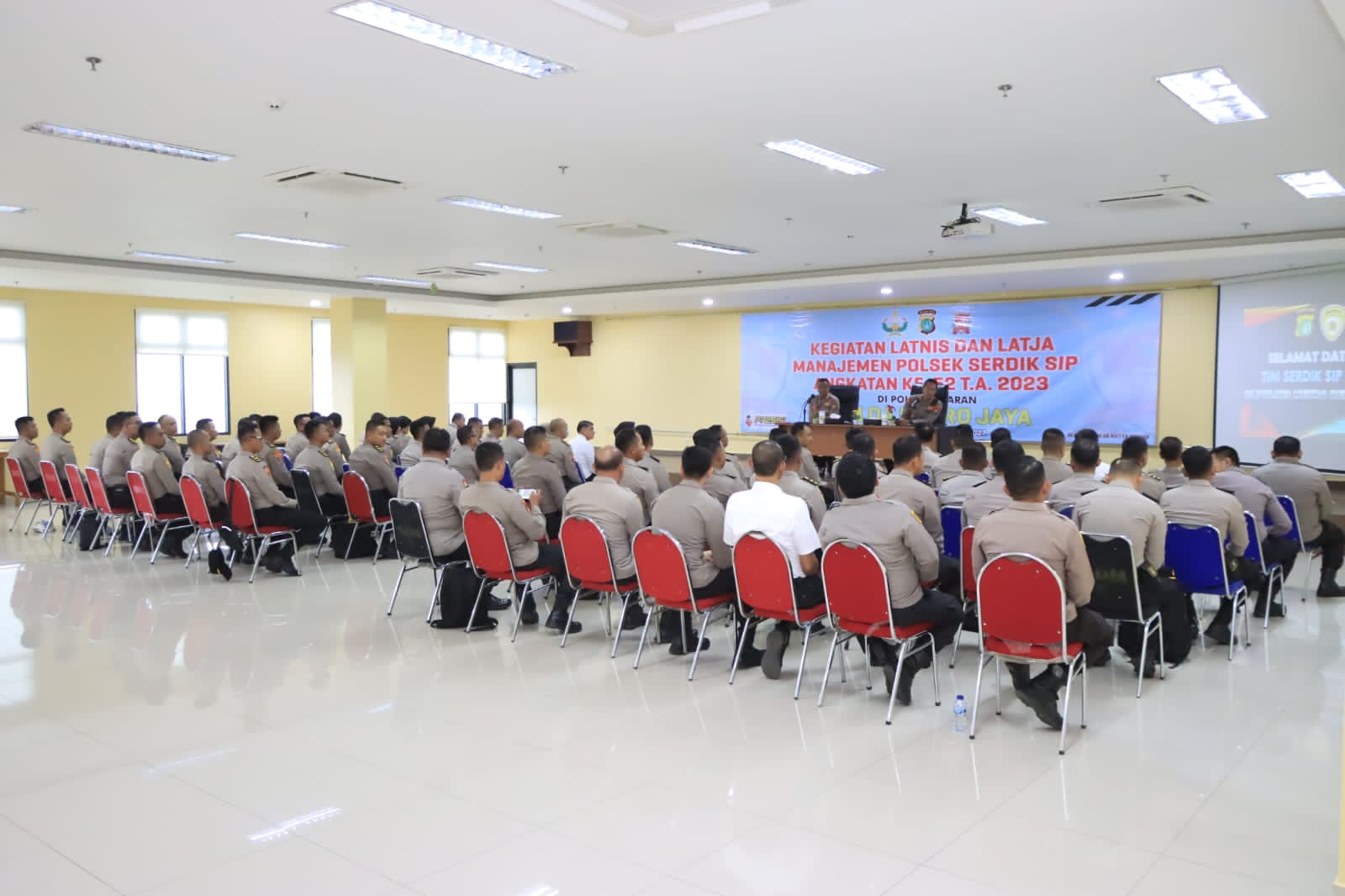 Polres Metro Bekasi Kota Gelar Kegiatan Penerimaan Siswa SIP Angkatan ...